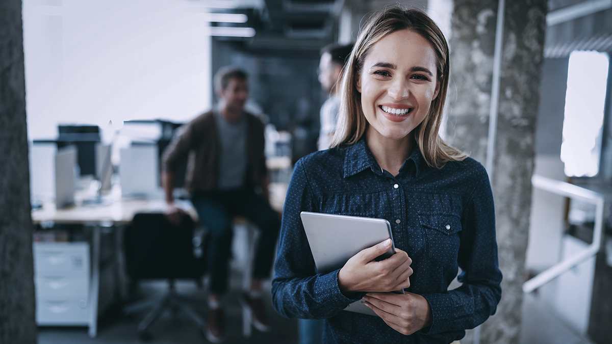 15 Perks To Consider Offering Your Staff to Retain Employees | BRI ...